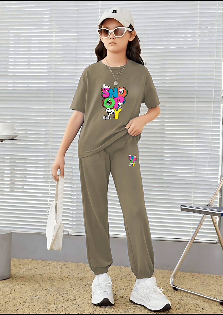 Snoopy-Themed Matching Set - T-Shirt and Pants – iorder.pk
